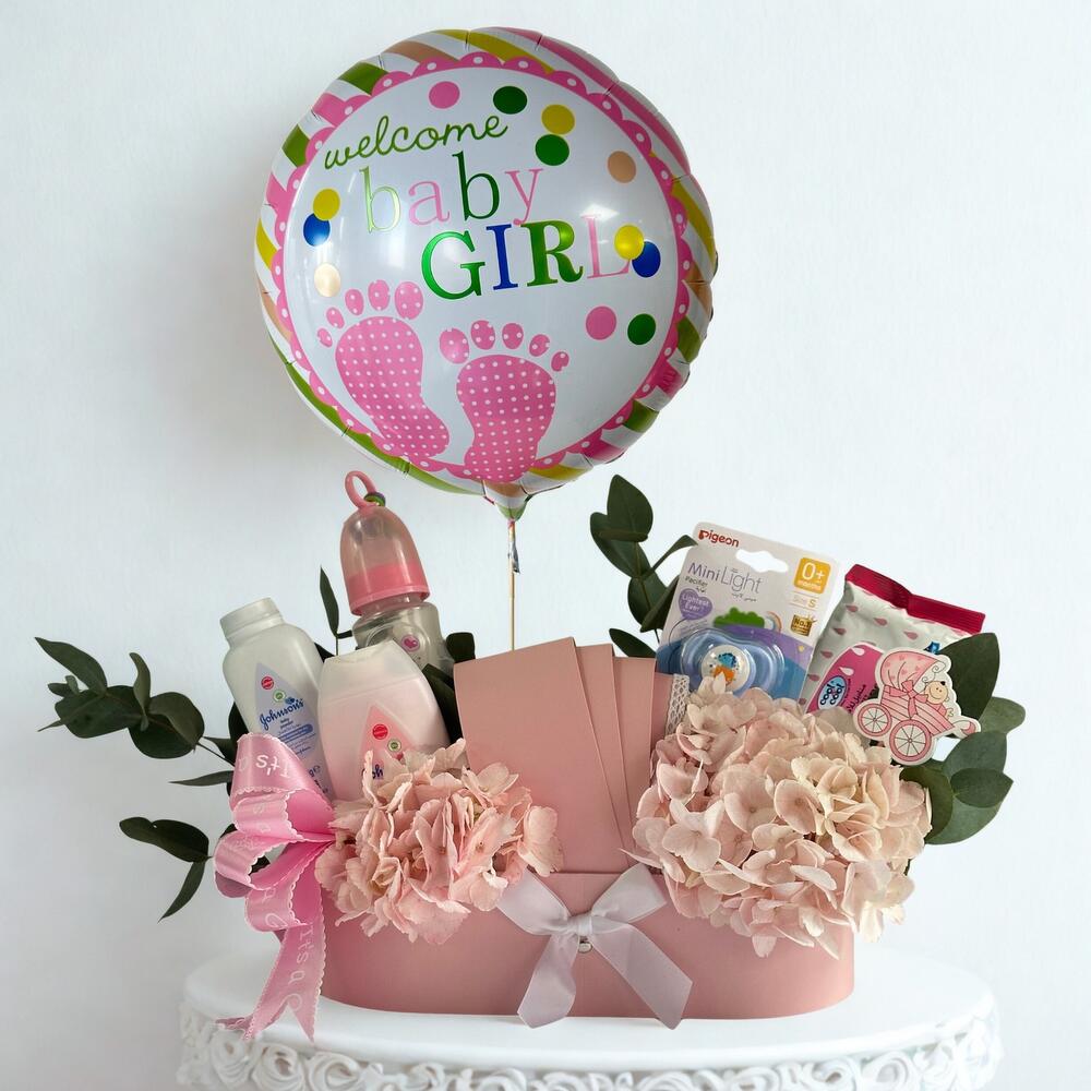 Baby Girl Gift Box | Feeding Bottle, Baby Care Pink Hydrangea | Dubai ...