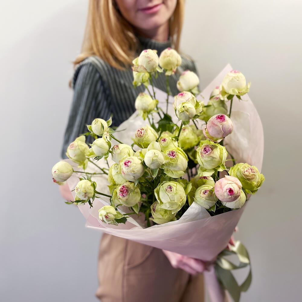 Spray roses Gelato, Flowers Tbilisi, Georgia, buy at a price of 108 GEL ...