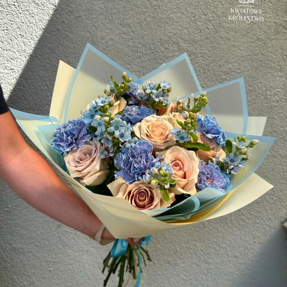 Bouquet "Blue Lagoon", Flowers Warsaw, Masovian Voivodeship, Poland ...