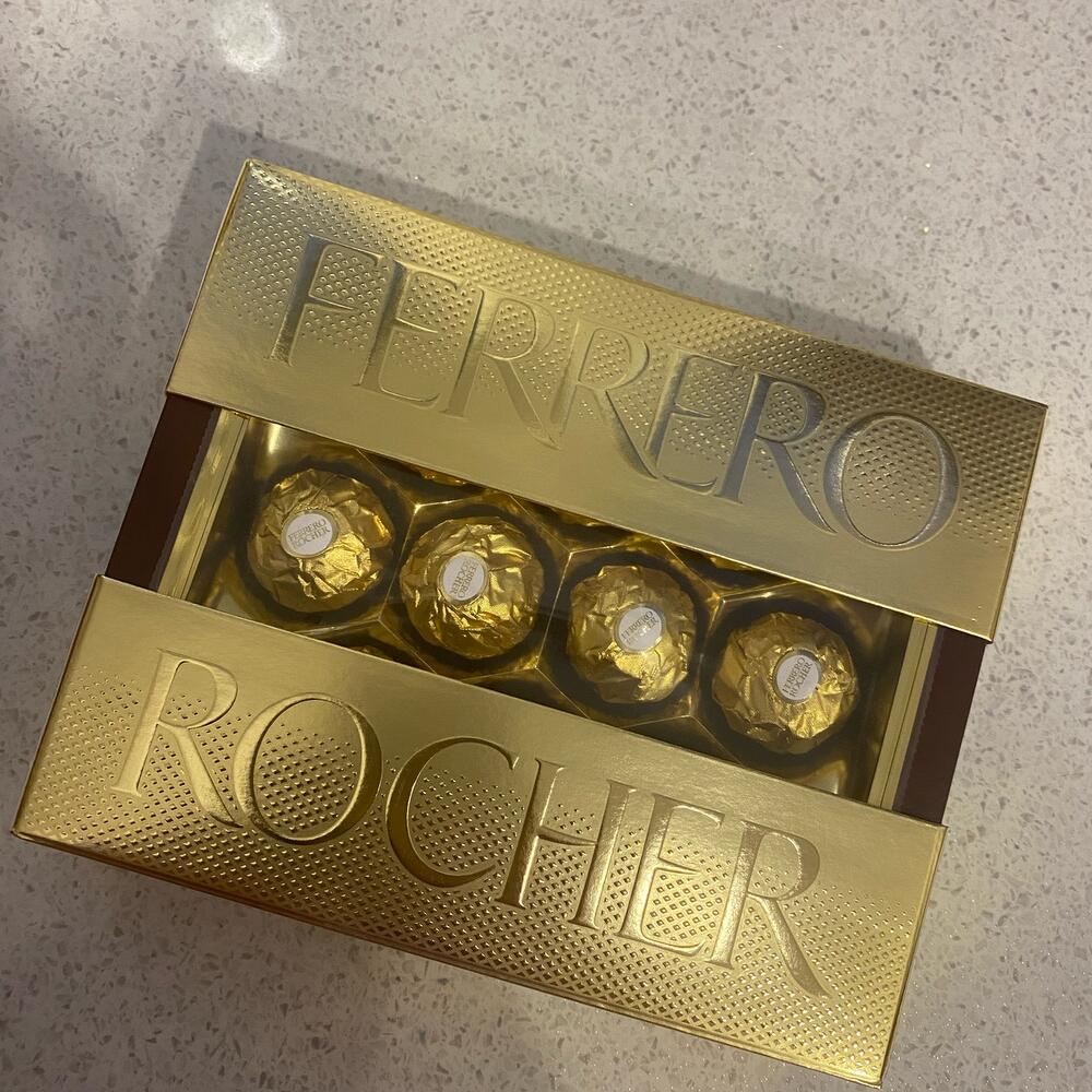 Конфеты FERRERO ROCHER из молочного шоколада, Food & Drinks Ulyanovsk ...
