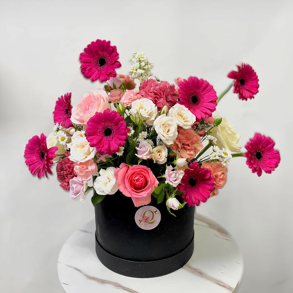 Berry Bloom, Flowers Sharjah, Sharjah Emirate, United Arab Emirates ...