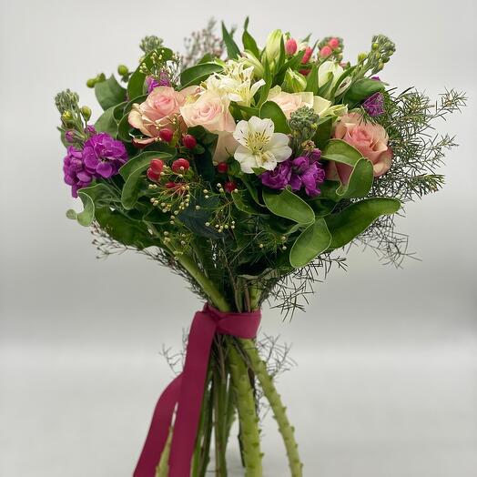 Eva, Flowers & Gifts Paphos, buy at a price of 4073 RUB, Florists ...