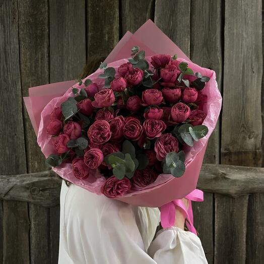 Монобукет из кустовой розы Гранд Трендсеттер FM576, Цветы в Москве ...