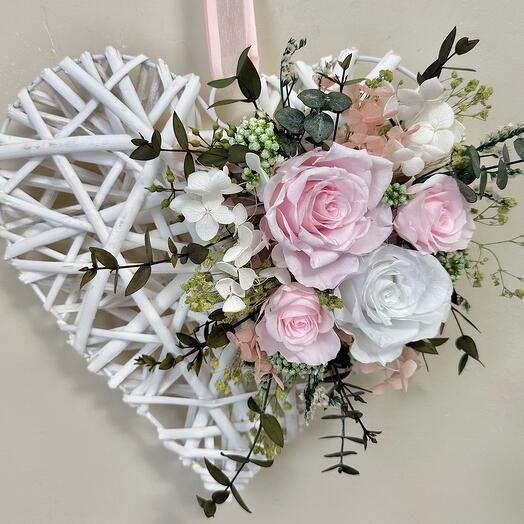 Онлайн-подарок в Москве, купить на сайте с подарками с доставкой | Flowwow