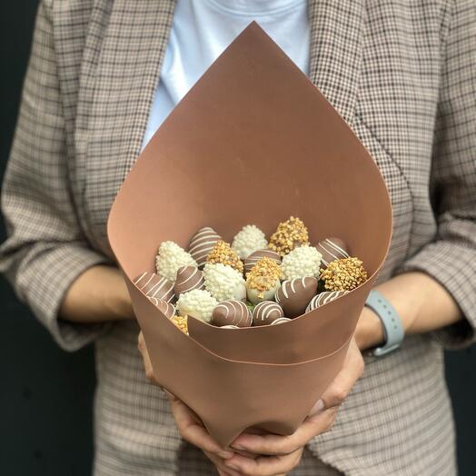 Букет из клубники в шоколаде 🤎🤍 недорогой дешевый, Подарки Москва ...